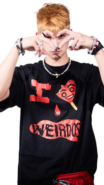 Weird & Different – Weird & Different